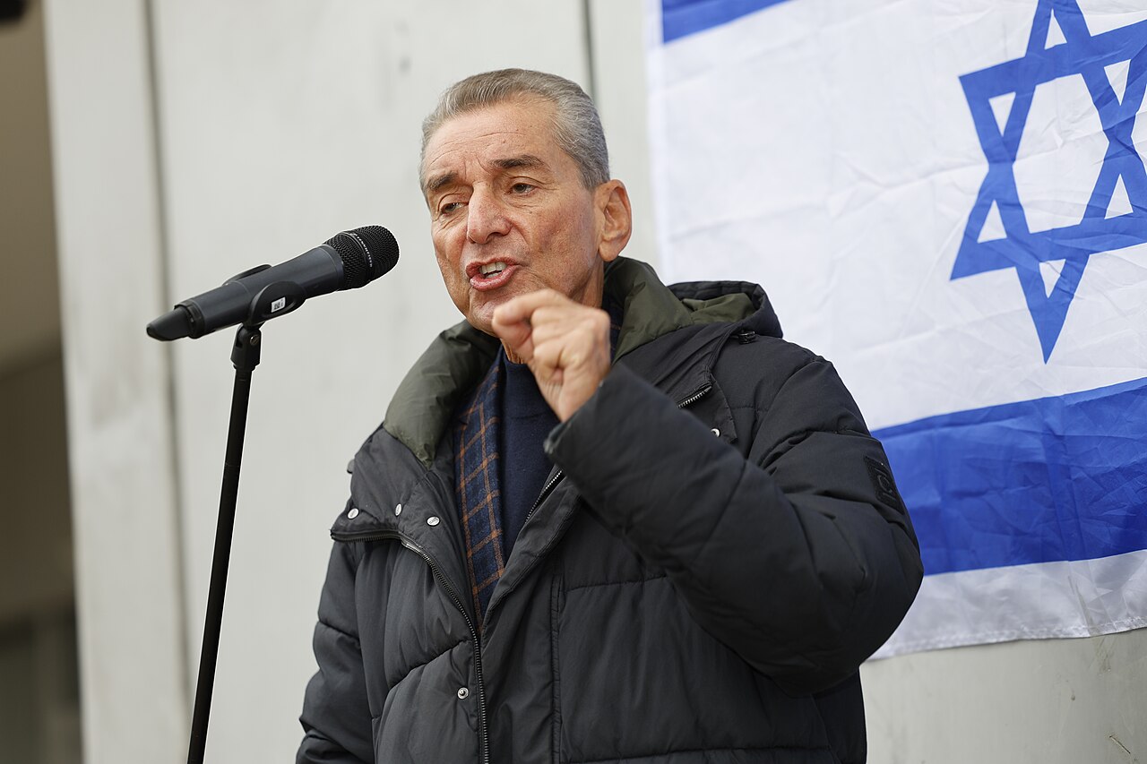 Michel Friedman verlaat CDU uit protest tegen AfD-steun – Duitsland Vandaag